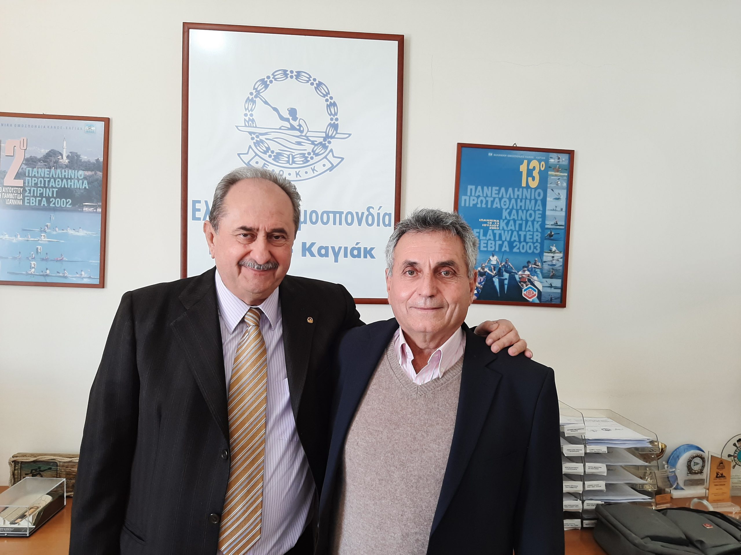 Ο ΙΩΑΝΝΗΣ ΣΚΟΥΡΤΗΣ ΣΤΟ ΤΙΜΟΝΙ ΤΗΣ ΕΛΛΗΝΙΚΗΣ ΟΜΟΣΠΟΝΔΙΑΣ ΚΑΝΟΕ-ΚΑΓΙΑΚ ...